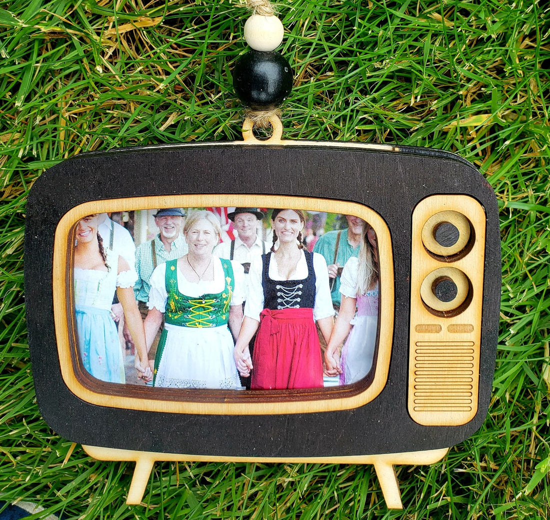 Retro TV Gift Card/Photo Frame Ornament – Sunshine and Peanuts Custom ...